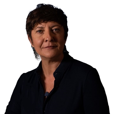 Eva Hache in conversation with Javier Celaya - Hay Festival - Hay ...