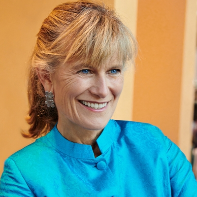 Jacqueline Novogratz in conversation with Andrea Bernal - Hay Festival ...